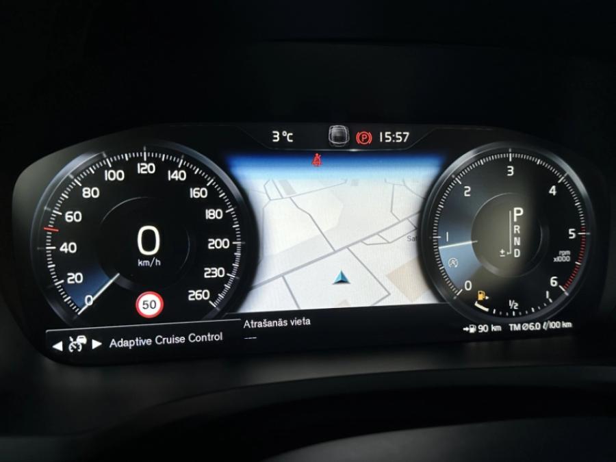 Pelēks Volvo V60 2020 Rīga, ar dzinēja tilpumu 2.00 L un nobraukumu 210 tūkst. km par 18950 €, foto 20 vietnē AUTOMOTO.COM.LV