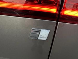 Pelēks Volvo V60 2020 Rīga, ar dzinēja tilpumu 2.00 L un nobraukumu 210 tūkst. km par 18950 €, foto 21 vietnē AUTOMOTO.COM.LV