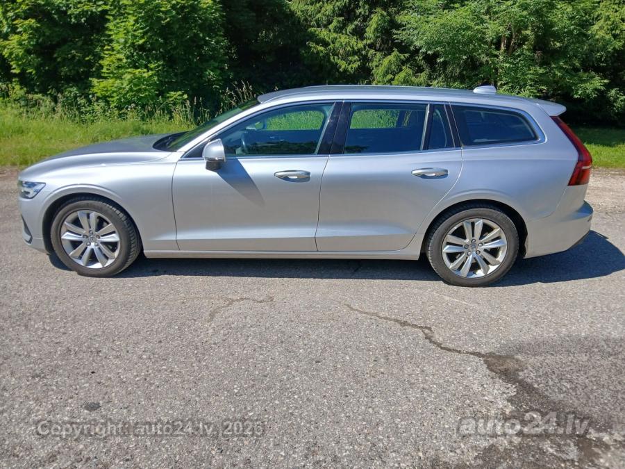 Grey Volvo V60 2020 in Tallinn, with an engine capacity of 2.00 L and mileage of 170 thousand km for 17990 €, photo 5 on AUTOMOTO.COM.LV