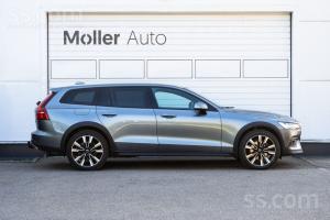 Pelēks Volvo V60 2020 Rīga, ar dzinēja tilpumu 2.00 L un nobraukumu 151 tūkst. km par 22950 €, foto 6 vietnē AUTOMOTO.COM.LV
