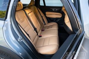 Pelēks Volvo V60 2020 Rīga, ar dzinēja tilpumu 2.00 L un nobraukumu 151 tūkst. km par 22950 €, foto 8 vietnē AUTOMOTO.COM.LV