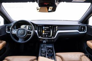 Pelēks Volvo V60 2020 Rīga, ar dzinēja tilpumu 2.00 L un nobraukumu 151 tūkst. km par 22950 €, foto 9 vietnē AUTOMOTO.COM.LV