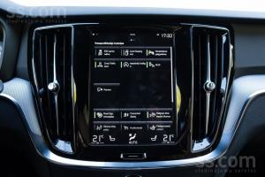 Pelēks Volvo V60 2020 Rīga, ar dzinēja tilpumu 2.00 L un nobraukumu 151 tūkst. km par 22950 €, foto 11 vietnē AUTOMOTO.COM.LV