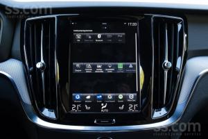 Pelēks Volvo V60 2020 Rīga, ar dzinēja tilpumu 2.00 L un nobraukumu 151 tūkst. km par 22950 €, foto 13 vietnē AUTOMOTO.COM.LV