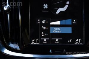 Pelēks Volvo V60 2020 Rīga, ar dzinēja tilpumu 2.00 L un nobraukumu 151 tūkst. km par 22950 €, foto 16 vietnē AUTOMOTO.COM.LV
