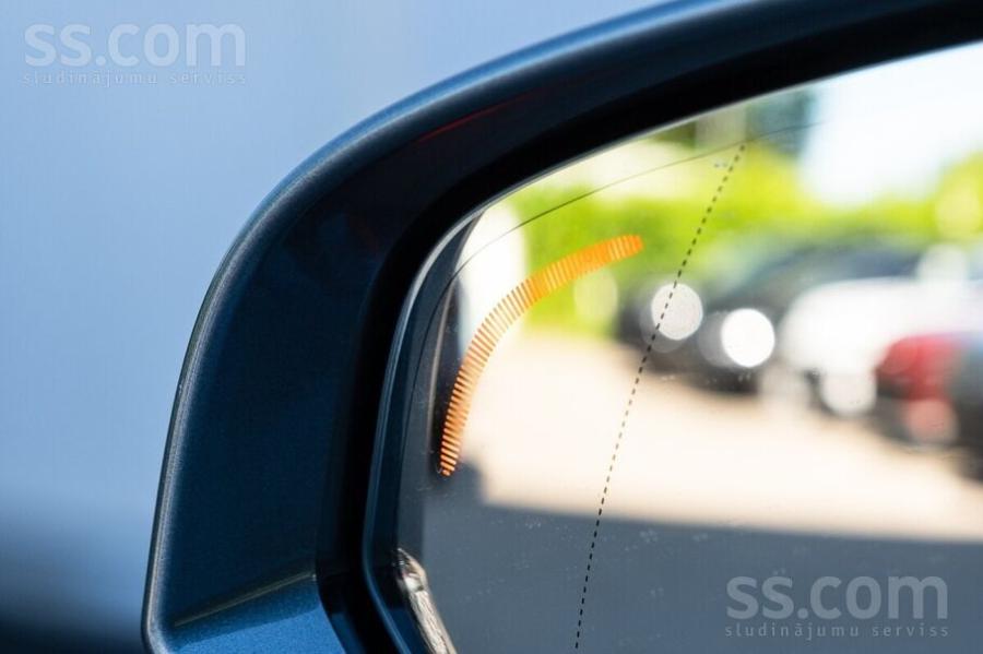 Pelēks Volvo V60 2020 Rīga, ar dzinēja tilpumu 2.00 L un nobraukumu 151 tūkst. km par 22950 €, foto 22 vietnē AUTOMOTO.COM.LV