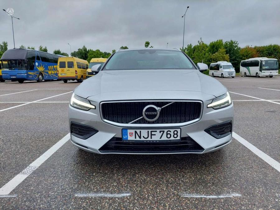 Pelēks Volvo V60 2020 Viļņa, ar dzinēja tilpumu 1.97 L un nobraukumu 238 tūkst. km par 13450 €, foto 3 vietnē AUTOMOTO.COM.LV