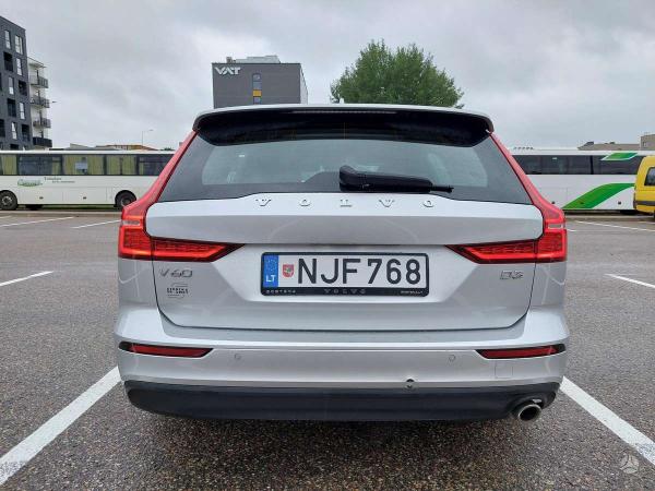 Grey Volvo V60 2020 in Vilnius, with an engine capacity of 1.97 L and mileage of 238 thousand km for 13450 €, photo 6 on AUTOMOTO.COM.LV