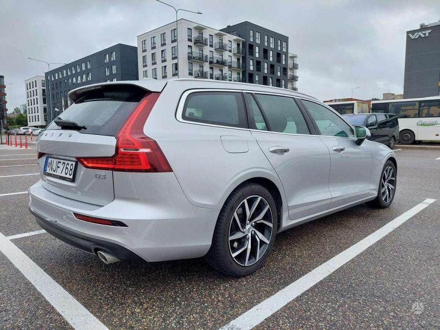 Pelēks Volvo V60 2020 Viļņa, ar dzinēja tilpumu 1.97 L un nobraukumu 238 tūkst. km par 13450 €, foto 8 vietnē AUTOMOTO.COM.LV