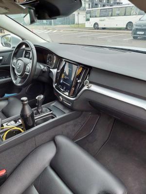 Pelēks Volvo V60 2020 Viļņa, ar dzinēja tilpumu 1.97 L un nobraukumu 238 tūkst. km par 13450 €, foto 21 vietnē AUTOMOTO.COM.LV