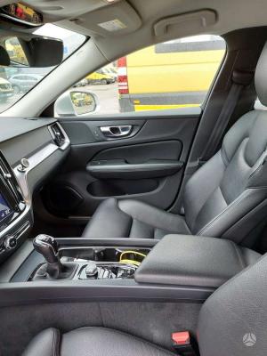 Pelēks Volvo V60 2020 Viļņa, ar dzinēja tilpumu 1.97 L un nobraukumu 238 tūkst. km par 13450 €, foto 27 vietnē AUTOMOTO.COM.LV
