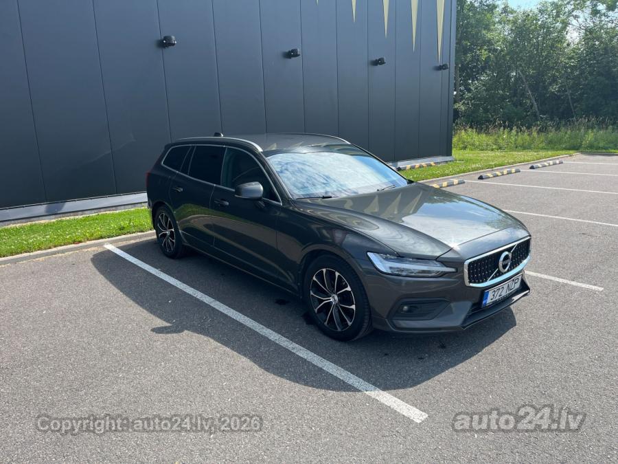 Pelēks Volvo V60 2020 Tallina, ar dzinēja tilpumu 2.00 L un nobraukumu 185 tūkst. km par 23900 €, foto 4 vietnē AUTOMOTO.COM.LV