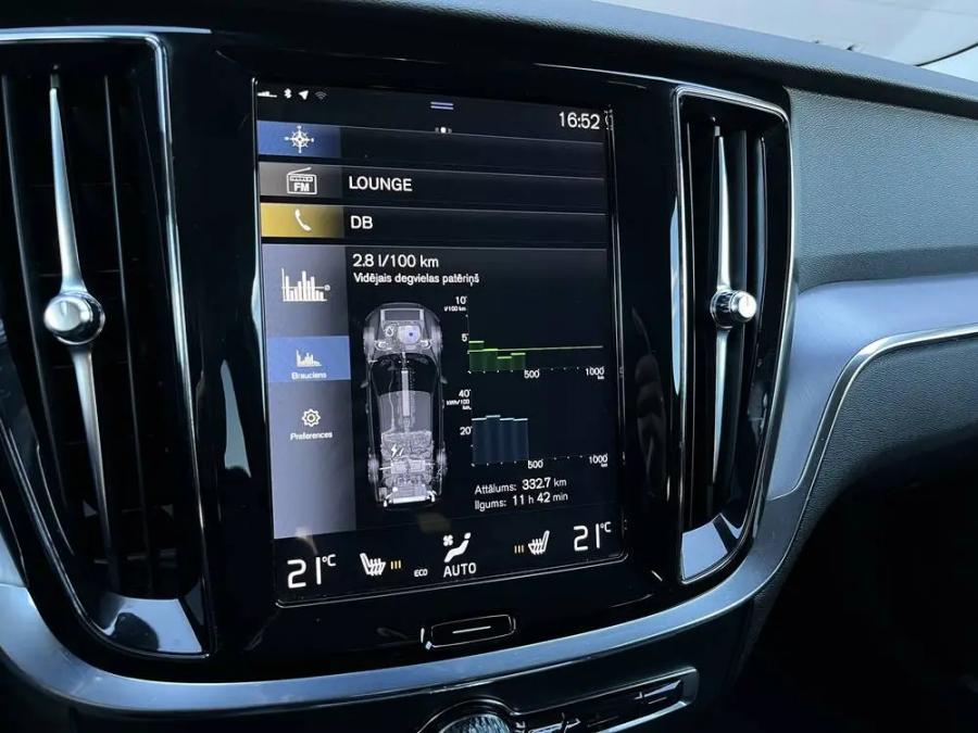 Grey Volvo V60 2020 in Riga, with an engine capacity of 2.00 L and mileage of 229 thousand km for 16990 €, photo 8 on AUTOMOTO.COM.LV
