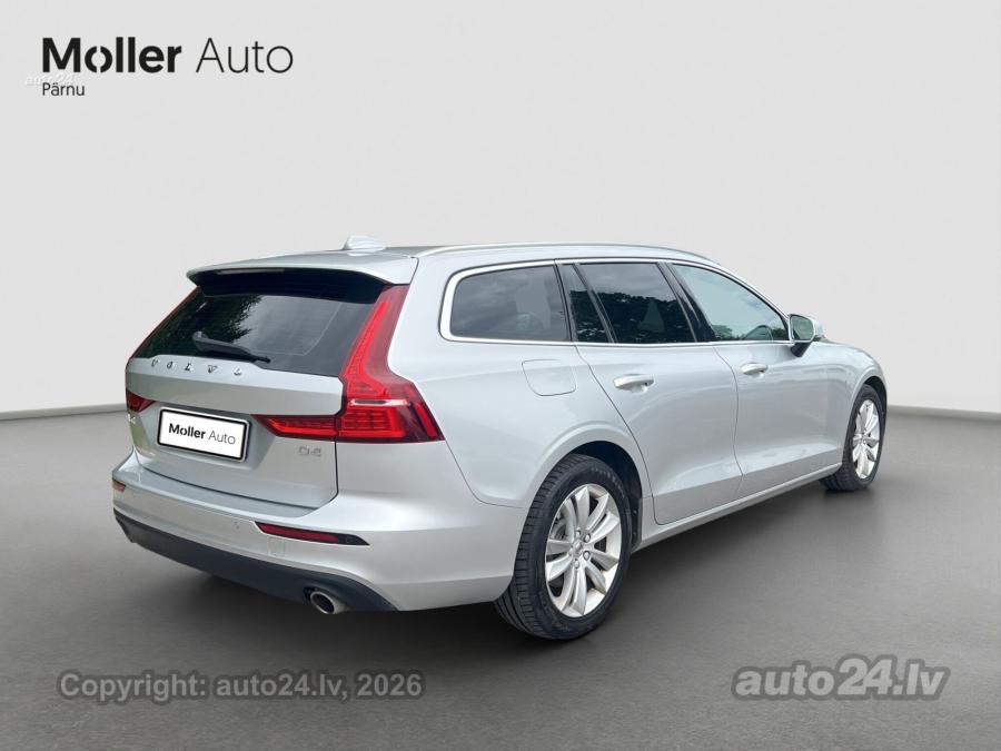 Pelēks Volvo V60 2020 Pērnava, ar dzinēja tilpumu 2.00 L un nobraukumu 174 tūkst. km par 18900 €, foto 3 vietnē AUTOMOTO.COM.LV