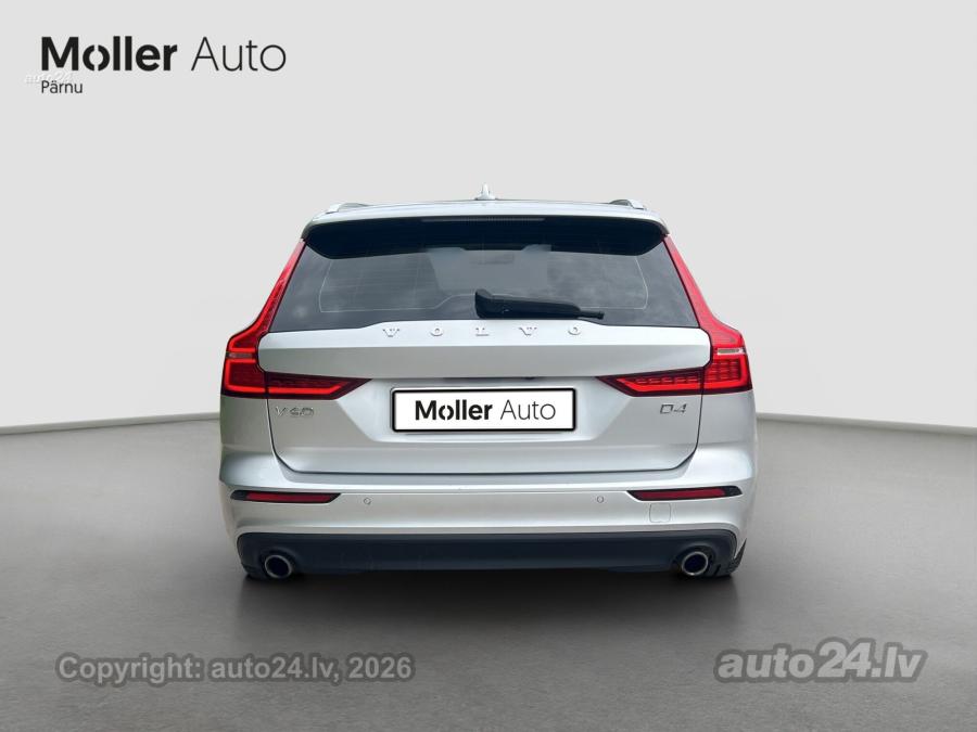 Pelēks Volvo V60 2020 Pērnava, ar dzinēja tilpumu 2.00 L un nobraukumu 174 tūkst. km par 18900 €, foto 5 vietnē AUTOMOTO.COM.LV