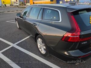 Pelēks Volvo V60 2020 Tallina, ar dzinēja tilpumu 2.00 L un nobraukumu 113 tūkst. km par 24900 €, foto 5 vietnē AUTOMOTO.COM.LV