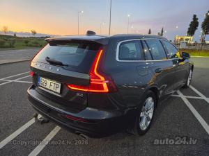 Pelēks Volvo V60 2020 Tallina, ar dzinēja tilpumu 2.00 L un nobraukumu 113 tūkst. km par 24900 €, foto 7 vietnē AUTOMOTO.COM.LV