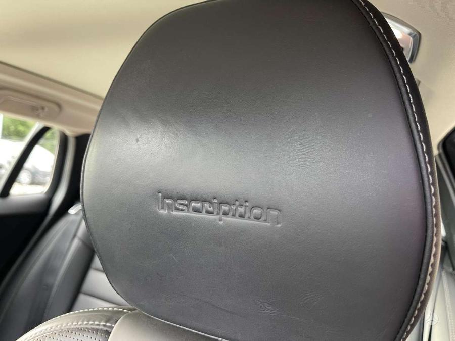 Pelēks Volvo V60 2020 Kauņa, ar dzinēja tilpumu 1.97 L un nobraukumu 250 tūkst. km par 15800 €, foto 10 vietnē AUTOMOTO.COM.LV
