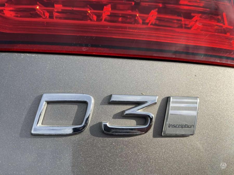 Pelēks Volvo V60 2020 Kauņa, ar dzinēja tilpumu 1.97 L un nobraukumu 250 tūkst. km par 15800 €, foto 15 vietnē AUTOMOTO.COM.LV