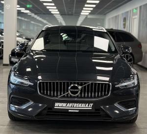 Grey Volvo V60 2020 in Klaipeda, with an engine capacity of 2.00 L and mileage of 256 thousand km for 18500 €, photo 10 on AUTOMOTO.COM.LV