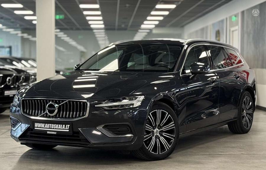 Grey Volvo V60 2020 in Klaipeda, with an engine capacity of 2.00 L and mileage of 256 thousand km for 18500 €, photo 14 on AUTOMOTO.COM.LV