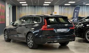 Grey Volvo V60 2020 in Klaipeda, with an engine capacity of 2.00 L and mileage of 256 thousand km for 18500 €, photo 17 on AUTOMOTO.COM.LV
