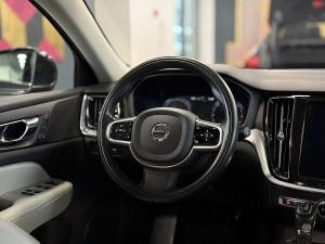 Grey Volvo V60 2020 in Klaipeda, with an engine capacity of 2.00 L and mileage of 256 thousand km for 18500 €, photo 24 on AUTOMOTO.COM.LV