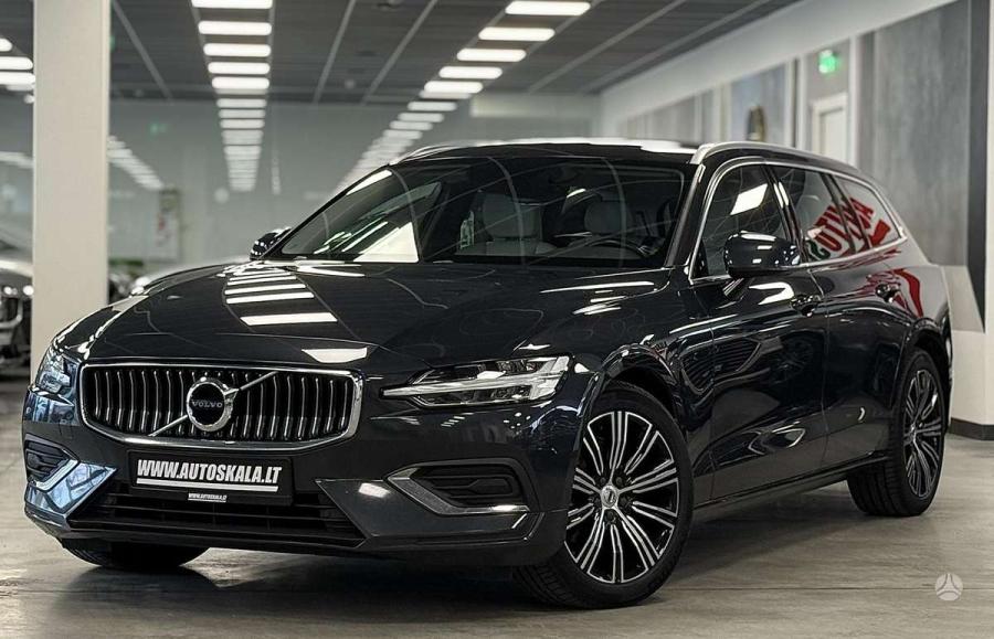 Grey Volvo V60 2020 in Klaipeda, with an engine capacity of 2.00 L and mileage of 256 thousand km for 18500 €, photo 38 on AUTOMOTO.COM.LV
