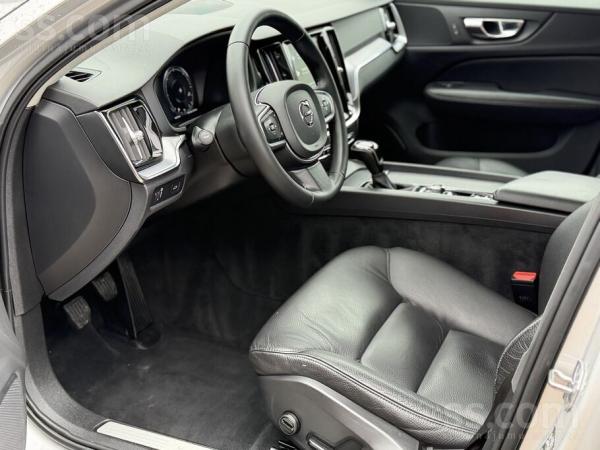 Grey Volvo V60 2020 in Riga, with an engine capacity of 2.00 L and mileage of 104 thousand km for 16900 €, photo 6 on AUTOMOTO.COM.LV
