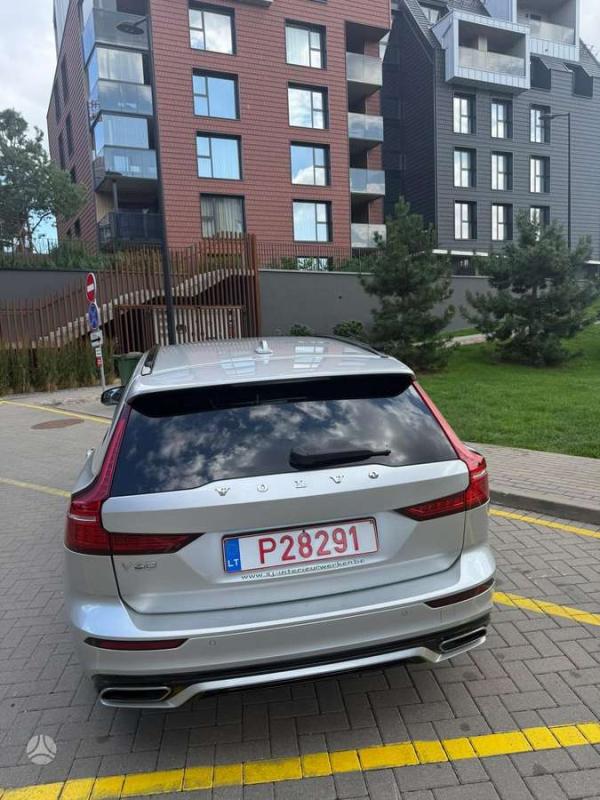 Вольво B60 2020 в Каунас на AUTOMOTO.COM.LV Серый Вольво B60 2020 в Каунас, объемом двигателя 2.00 л и пробегом 111 тыс. км за 22200 €, фото 9 на AUTOMOTO.COM.LV