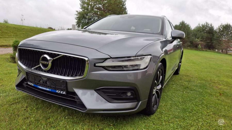 Grey Volvo V60 2020 in Ignalina, with an engine capacity of 2.00 L and mileage of 245 thousand km for 13000 €, photo 7 on AUTOMOTO.COM.LV