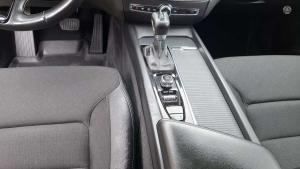 Grey Volvo V60 2020 in Ignalina, with an engine capacity of 2.00 L and mileage of 245 thousand km for 13000 €, photo 14 on AUTOMOTO.COM.LV
