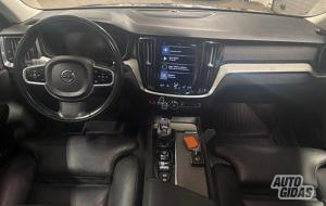 Pelēks Volvo V60 2021 Kauņa, ar dzinēja tilpumu 0.00 L un nobraukumu 98 tūkst. km par 33454 €, foto 7 vietnē AUTOMOTO.COM.LV