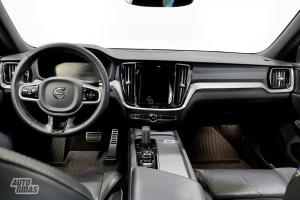 Pelēks Volvo V60 2021 Kauņa, ar dzinēja tilpumu 0.00 L un nobraukumu 44 tūkst. km par 37169 €, foto 4 vietnē AUTOMOTO.COM.LV