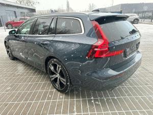 Grey Volvo V60 2021 in Kaunas, with an engine capacity of 1.97 L and mileage of 210 thousand km for 14400 €, photo 5 on AUTOMOTO.COM.LV