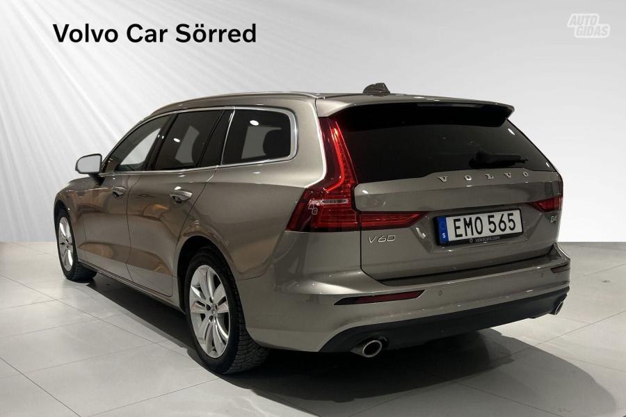 Pelēks Volvo V60 2021 Kauņa, ar dzinēja tilpumu 0.00 L un nobraukumu 89 tūkst. km par 31309 €, foto 4 vietnē AUTOMOTO.COM.LV