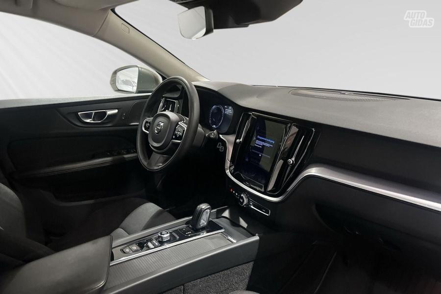 Pelēks Volvo V60 2021 Kauņa, ar dzinēja tilpumu 0.00 L un nobraukumu 89 tūkst. km par 31309 €, foto 10 vietnē AUTOMOTO.COM.LV