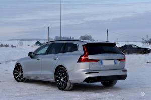 Grey Volvo V60 2021 in Taurage, with an engine capacity of 1.97 L and mileage of 220 thousand km for 16500 €, photo 2 on AUTOMOTO.COM.LV