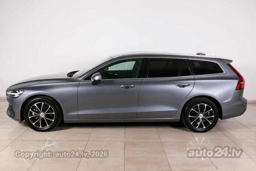 Pelēks Volvo V60 2021 Pērnava, ar dzinēja tilpumu 2.00 L un nobraukumu 104 tūkst. km par 24990 €, foto 2 vietnē AUTOMOTO.COM.LV