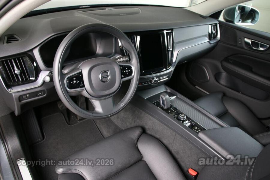 Pelēks Volvo V60 2021 Pērnava, ar dzinēja tilpumu 2.00 L un nobraukumu 104 tūkst. km par 24990 €, foto 7 vietnē AUTOMOTO.COM.LV