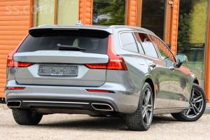 Pelēks Volvo V60 2021 Tukums, ar dzinēja tilpumu 2.00 L un nobraukumu 175 tūkst. km par 100 €, foto 4 vietnē AUTOMOTO.COM.LV