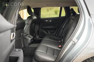 Pelēks Volvo V60 2021 Tukums, ar dzinēja tilpumu 2.00 L un nobraukumu 175 tūkst. km par 100 €, foto 8 vietnē AUTOMOTO.COM.LV