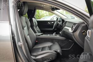 Pelēks Volvo V60 2021 Tukums, ar dzinēja tilpumu 2.00 L un nobraukumu 175 tūkst. km par 100 €, foto 9 vietnē AUTOMOTO.COM.LV