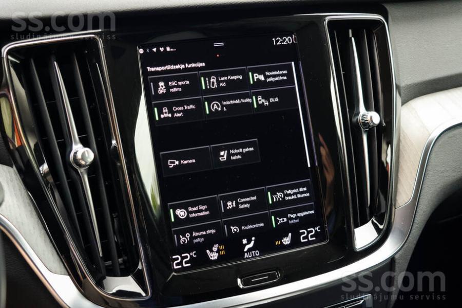 Pelēks Volvo V60 2021 Tukums, ar dzinēja tilpumu 2.00 L un nobraukumu 175 tūkst. km par 100 €, foto 18 vietnē AUTOMOTO.COM.LV
