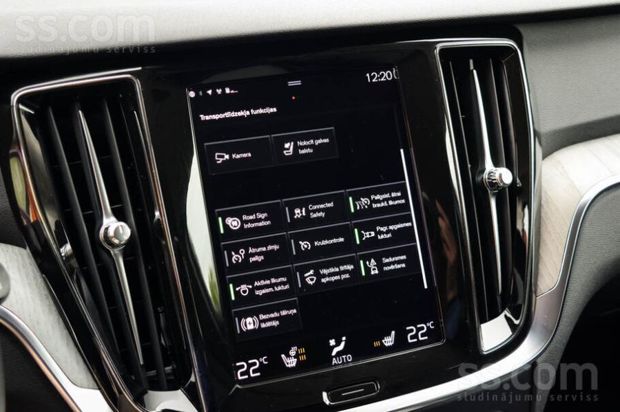 Pelēks Volvo V60 2021 Tukums, ar dzinēja tilpumu 2.00 L un nobraukumu 175 tūkst. km par 100 €, foto 19 vietnē AUTOMOTO.COM.LV