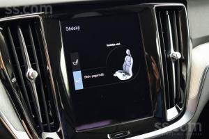 Pelēks Volvo V60 2021 Tukums, ar dzinēja tilpumu 2.00 L un nobraukumu 175 tūkst. km par 100 €, foto 21 vietnē AUTOMOTO.COM.LV