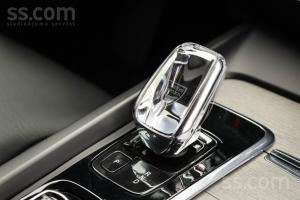 Pelēks Volvo V60 2021 Tukums, ar dzinēja tilpumu 2.00 L un nobraukumu 175 tūkst. km par 100 €, foto 23 vietnē AUTOMOTO.COM.LV