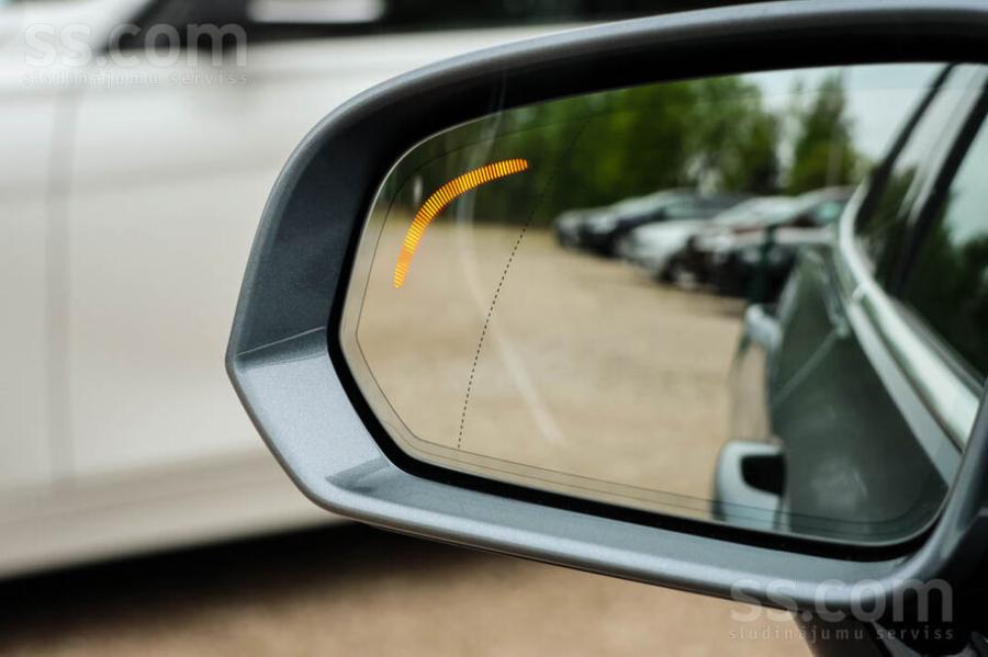 Pelēks Volvo V60 2021 Tukums, ar dzinēja tilpumu 2.00 L un nobraukumu 175 tūkst. km par 100 €, foto 24 vietnē AUTOMOTO.COM.LV