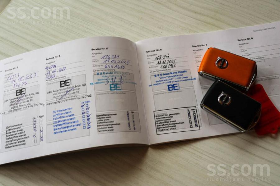 Pelēks Volvo V60 2021 Tukums, ar dzinēja tilpumu 2.00 L un nobraukumu 175 tūkst. km par 100 €, foto 27 vietnē AUTOMOTO.COM.LV