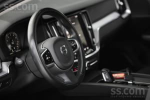 Pelēks Volvo V60 2021 Jelgava, ar dzinēja tilpumu 2.00 L un nobraukumu 252 tūkst. km par 14800 €, foto 10 vietnē AUTOMOTO.COM.LV